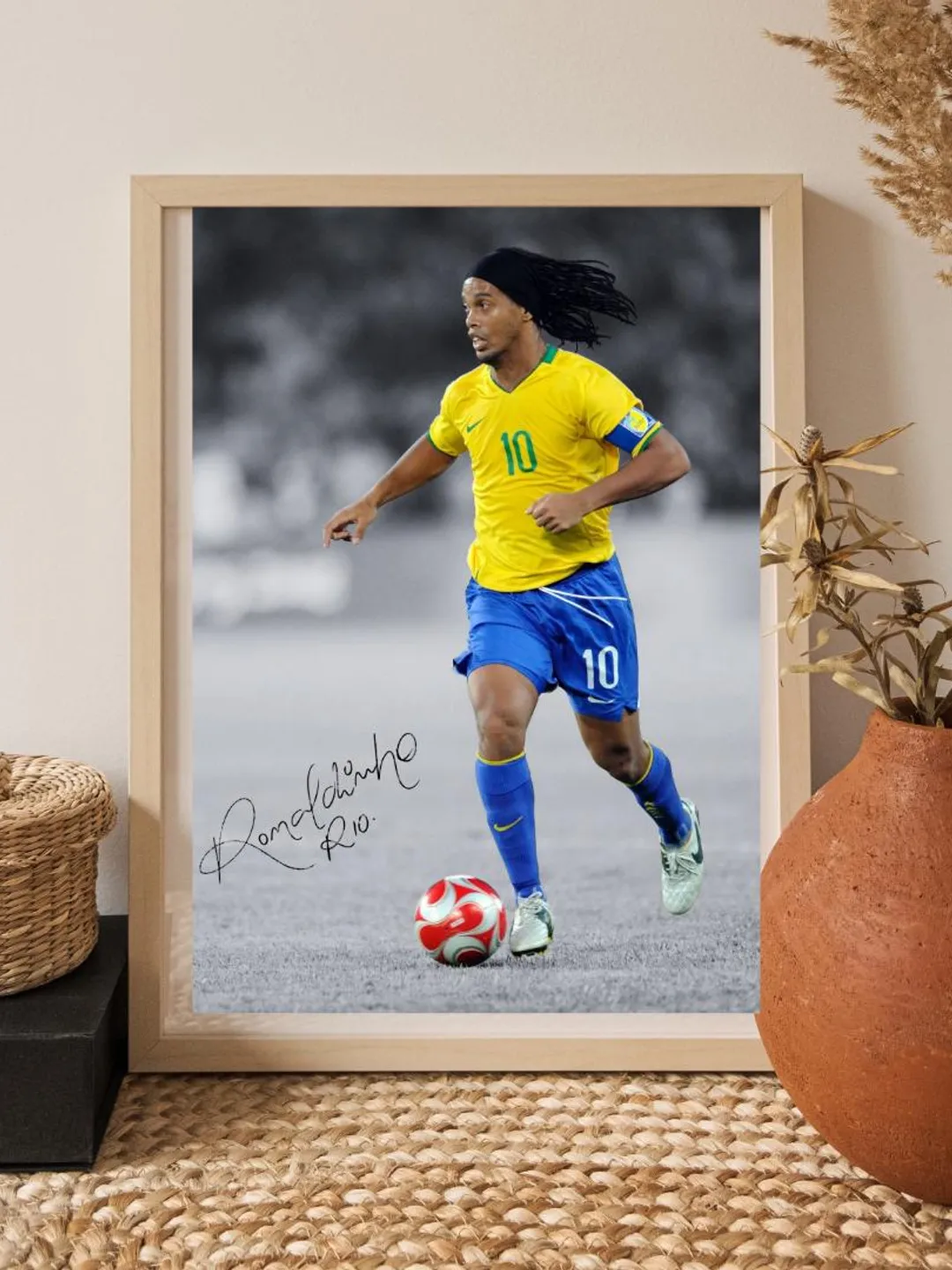Ronaldinho Signature Style Poster | Barcelona Legend Wall Art | Soccer ...
