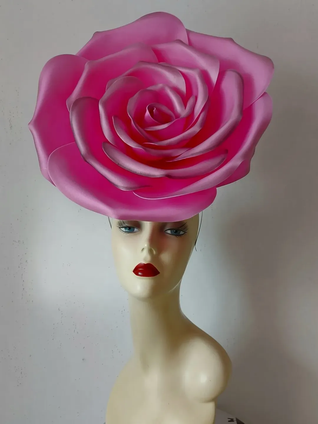 Extra large Rose hat Bridal Headdress, Wedding giant flower headpiece ...