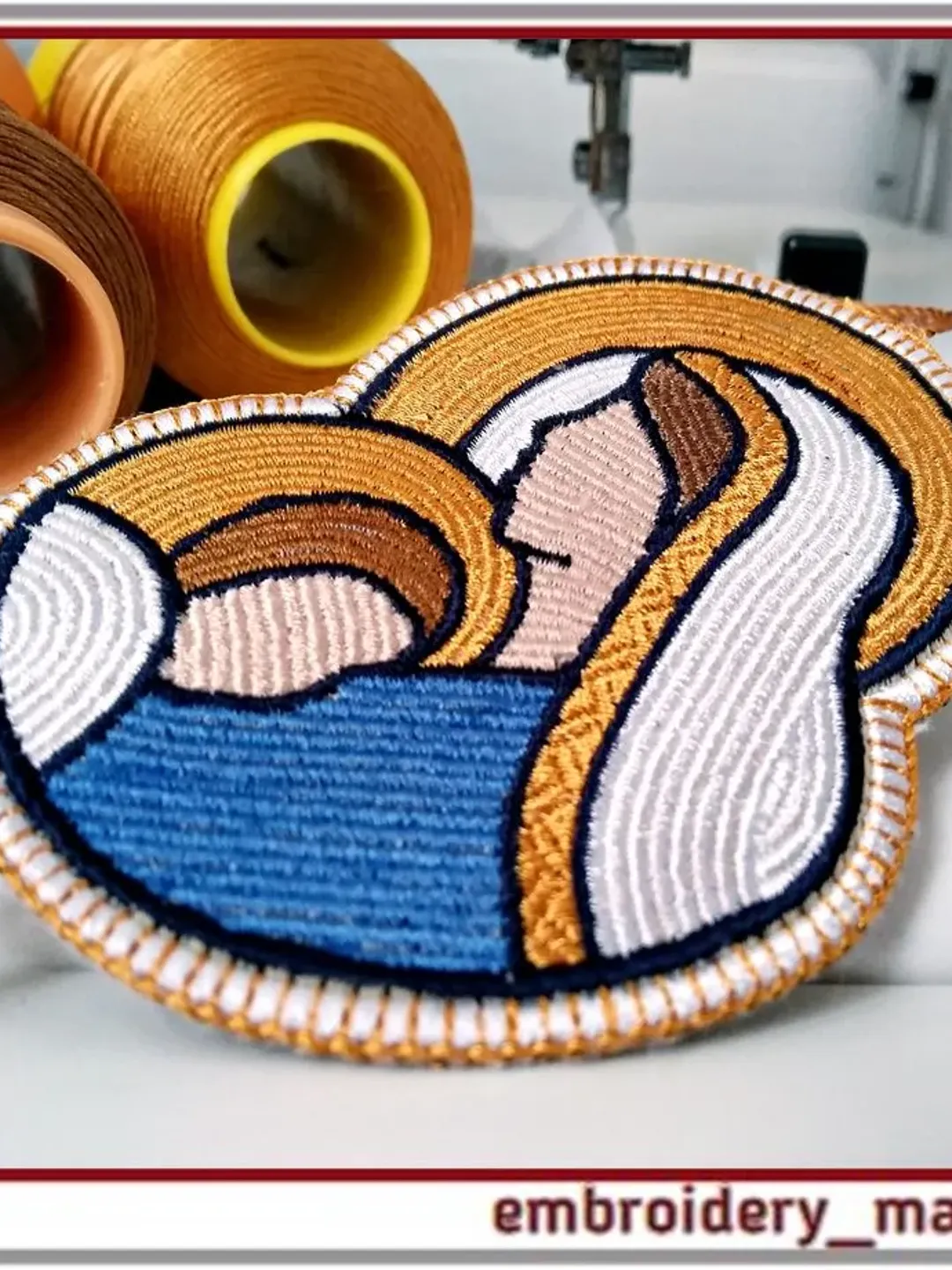 In the hoop embroidery design pendant or bookmark Madonna and Child