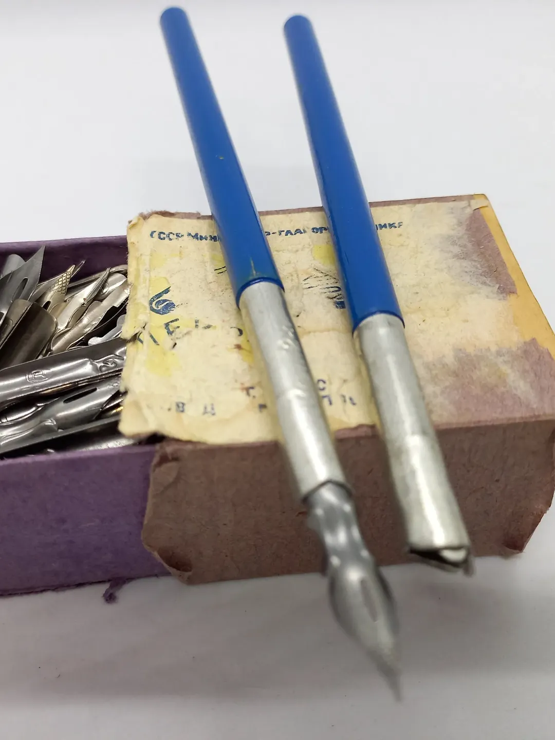Soviet Wooden Fountain Pens for Writing with Ink + A set of feathers ...