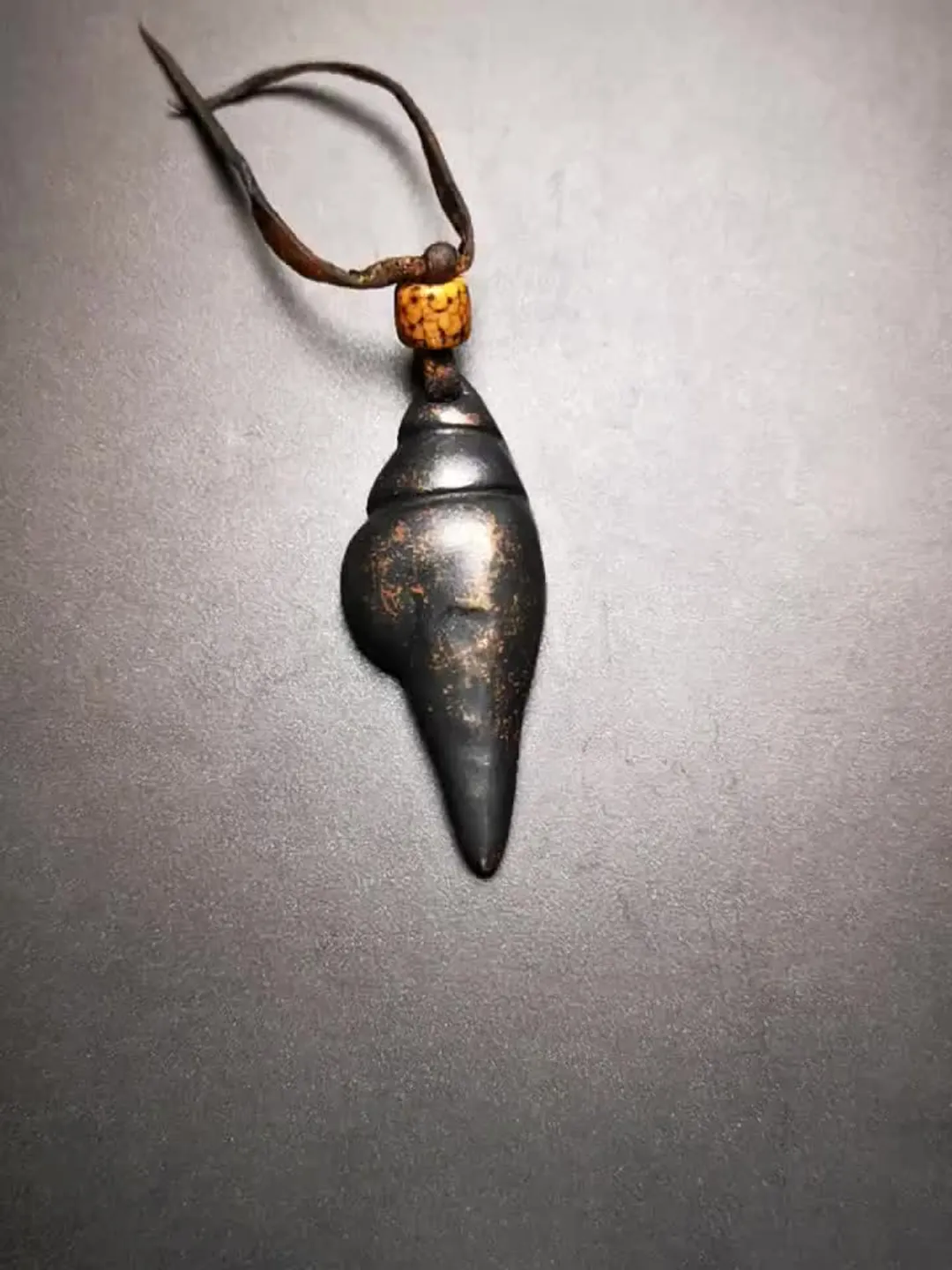 Gandhanra Antique Shankha(Divine Conch) Badge,Tibetan Buddhist ...