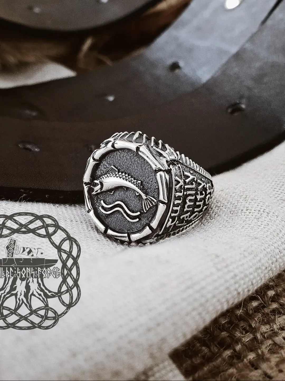 House Stark Ring, Sterling Silver Wolf Ring, Game of Thrones Cosplay ...