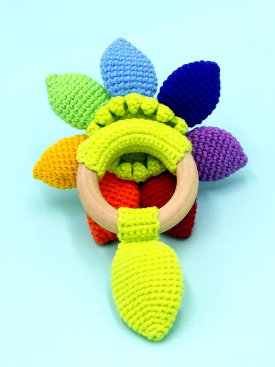 Flower baby rattle, rainbow rattle, baby girl gift idea, expectant mom ...