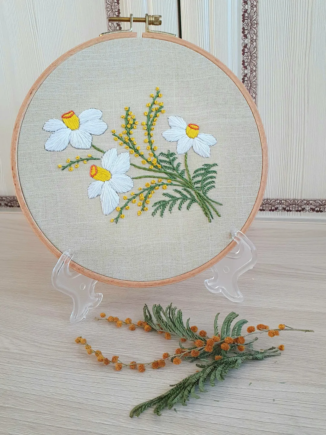 Daffodils pattern pdf embroidery, Easy hand embroidery DIY