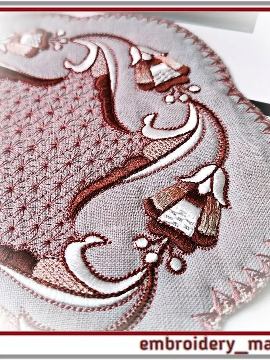 In the hoop embroidery design stand mug rug, plates, lunchmat