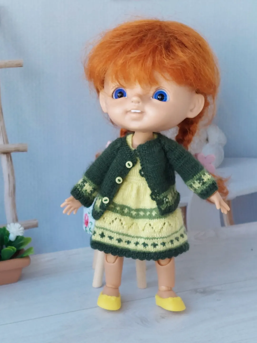 Miniature knitted clothes for mini doll 4 inches