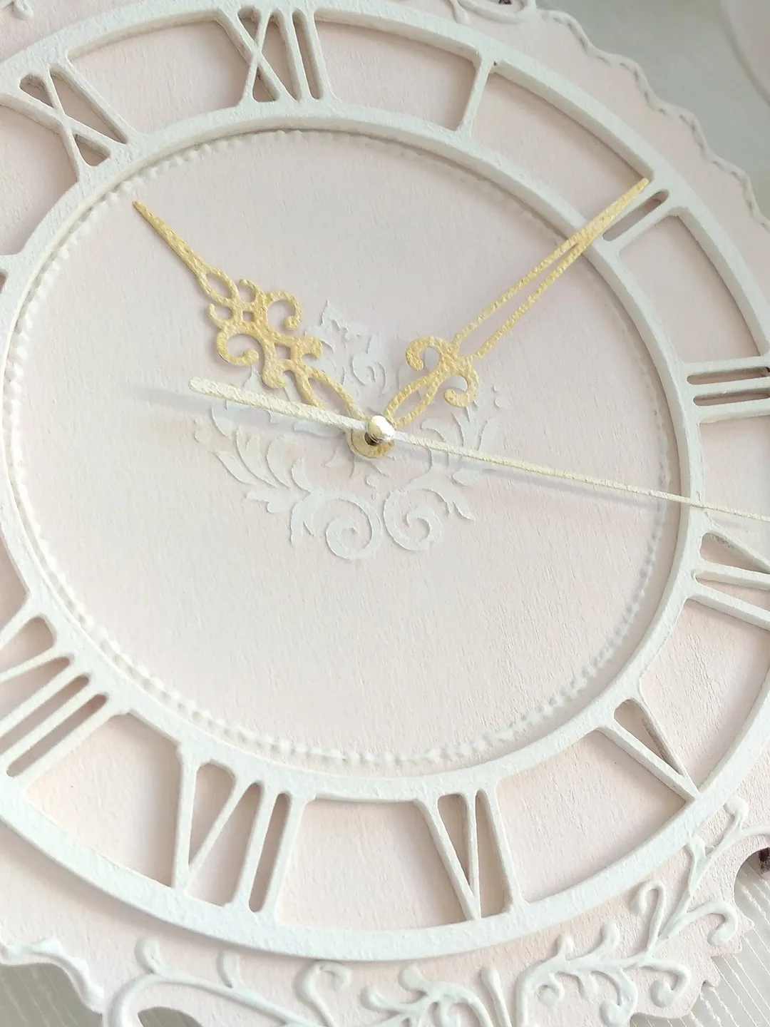 Small wall clock in shabby chic style Silent clock for bedroom Pink ...