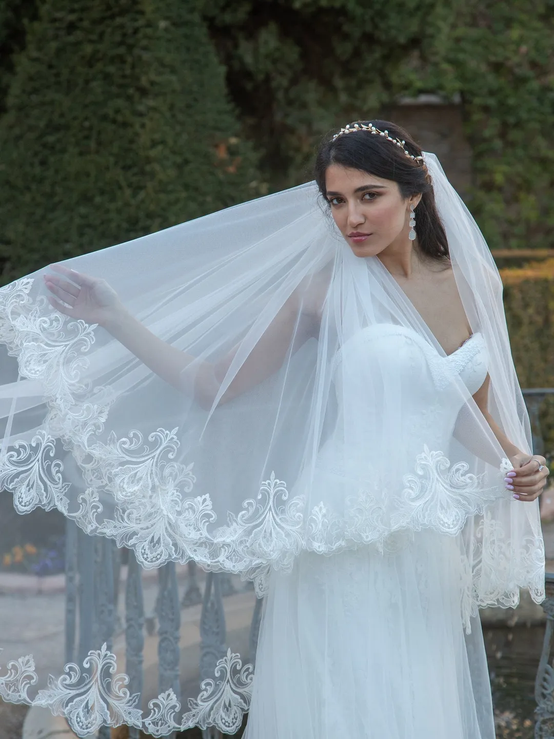 Two layers Pearl Wedding Veil wedding veil Chapel bridal Fingertip Veil ...