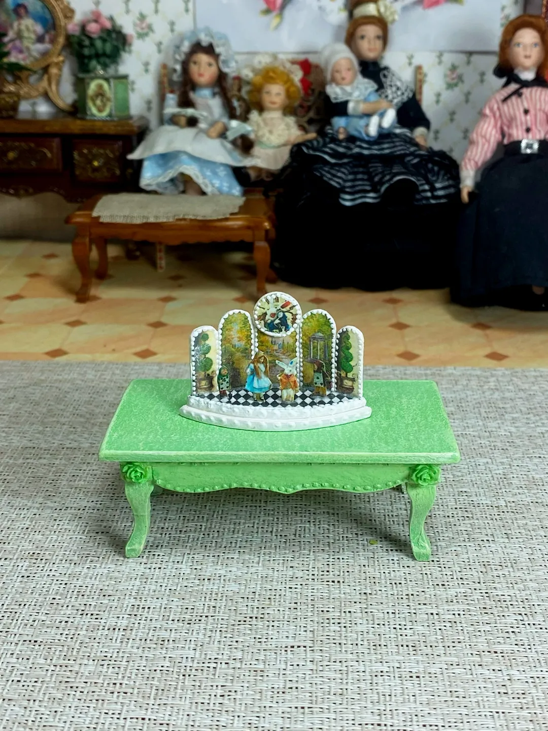 Miniature theater based on the fairy tale "Alice". Dollhouse miniature ...