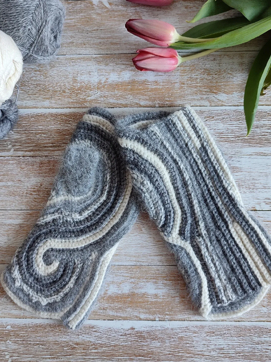 Women's crocheted mittens. For a cool autumn and spring. Wool, cashmere ...