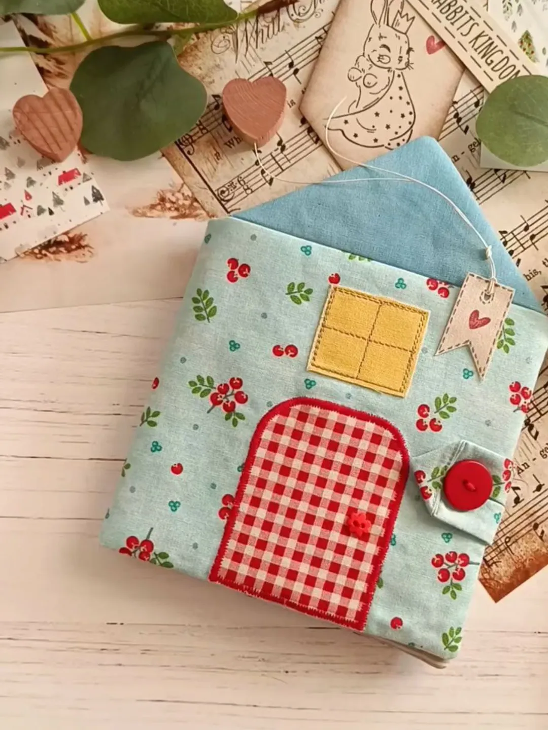 Dollhouse Sewing Pattern & Tutorial - DIY Soft Textile Small Dollhouse ...
