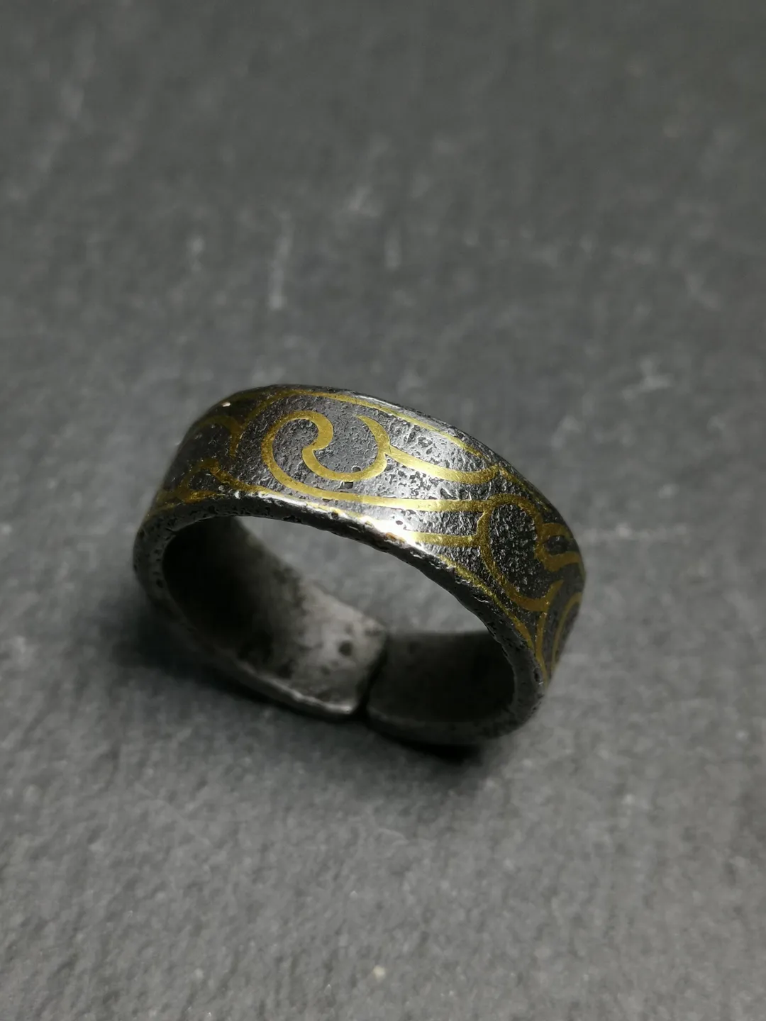 Gandhanra Unique Tibetan Cloud Pattern Ring | Cold Iron & Copper Inlay ...