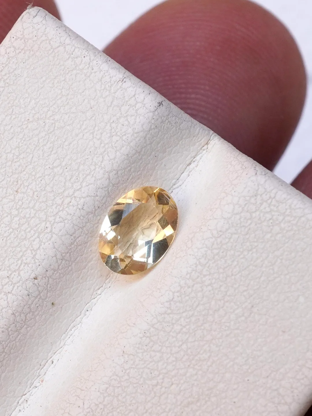 Natural yellow labradorite faceted 7×5 oval mm size gemstone