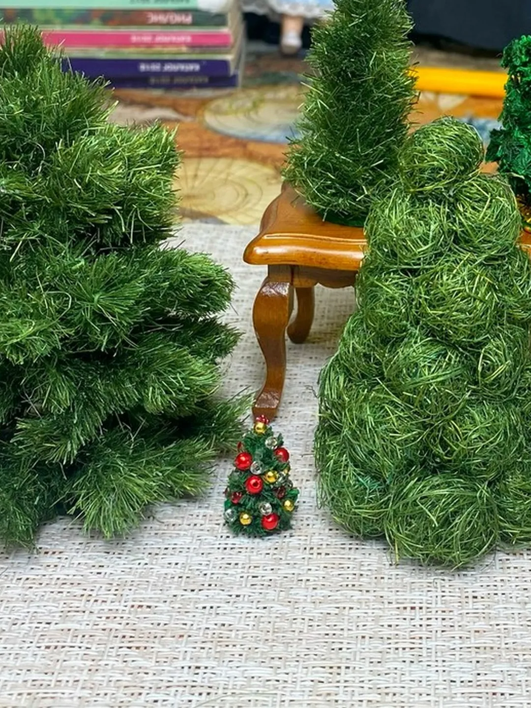 Mini Christmas tree. Dollhouse miniature. Christmas. 1:12. Handmade.