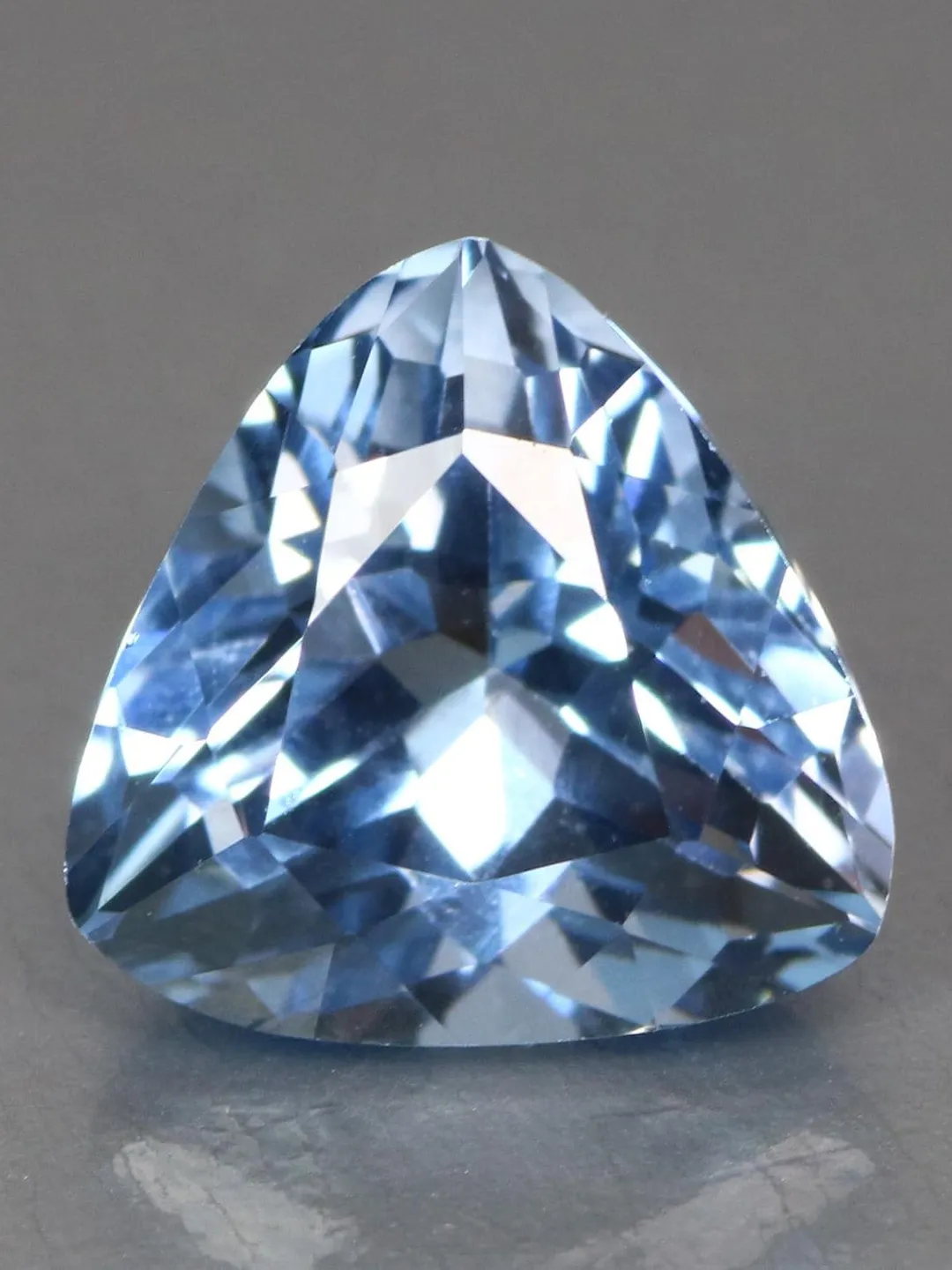 Blue Beryl Gemstone: 2.52 CT Octagon VVS, Madagascar