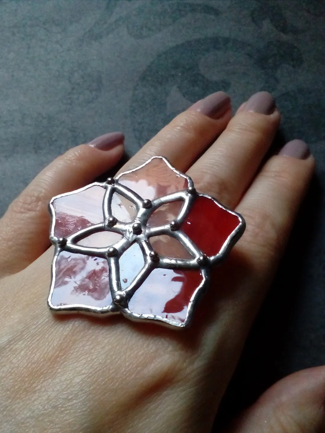 Stained glass Hoya brooch, Tiffany glass red hoya flower pin, Plant ...