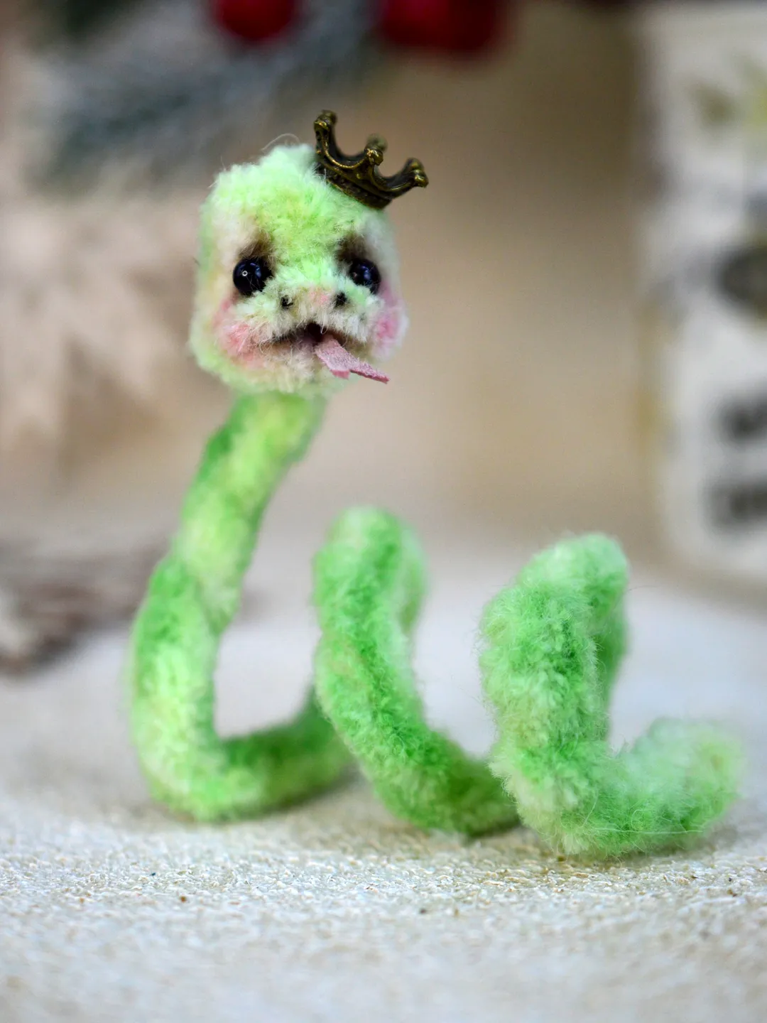 Video Tutorial make Miniature Pipe Cleaner Snake - Let's Make Snake ...