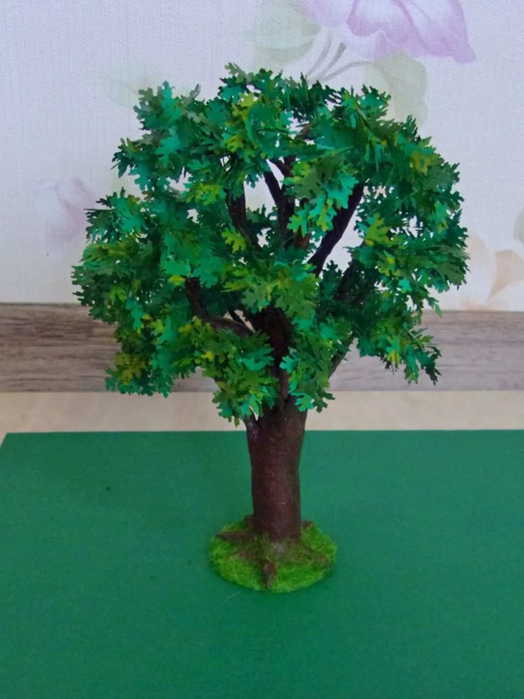 Oak. Tree for a puppet garden.Miniature.