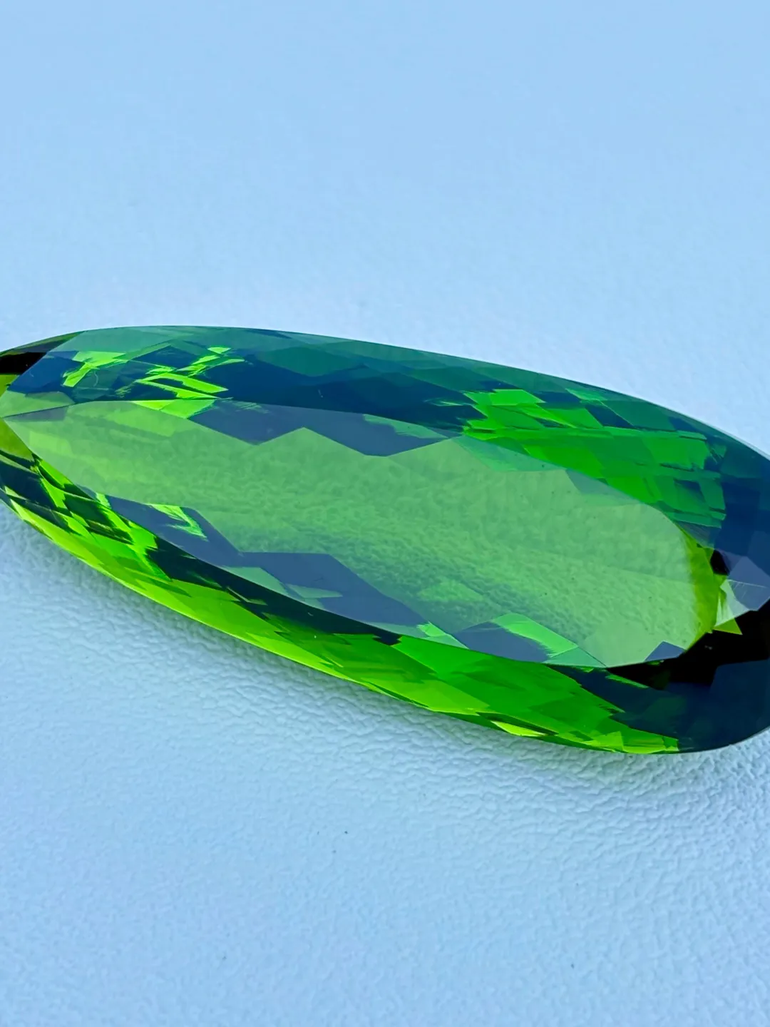 130.Ct Pear Shape Peridot, Olive Green Unique Teardrop Cut for Jewelry ...
