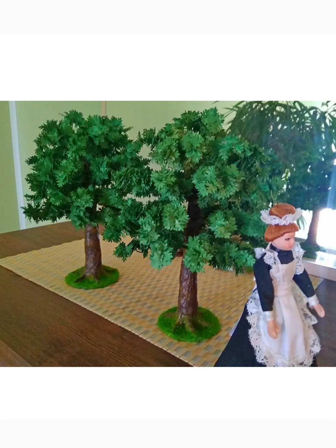 Oak. Tree for a puppet garden.Miniature.