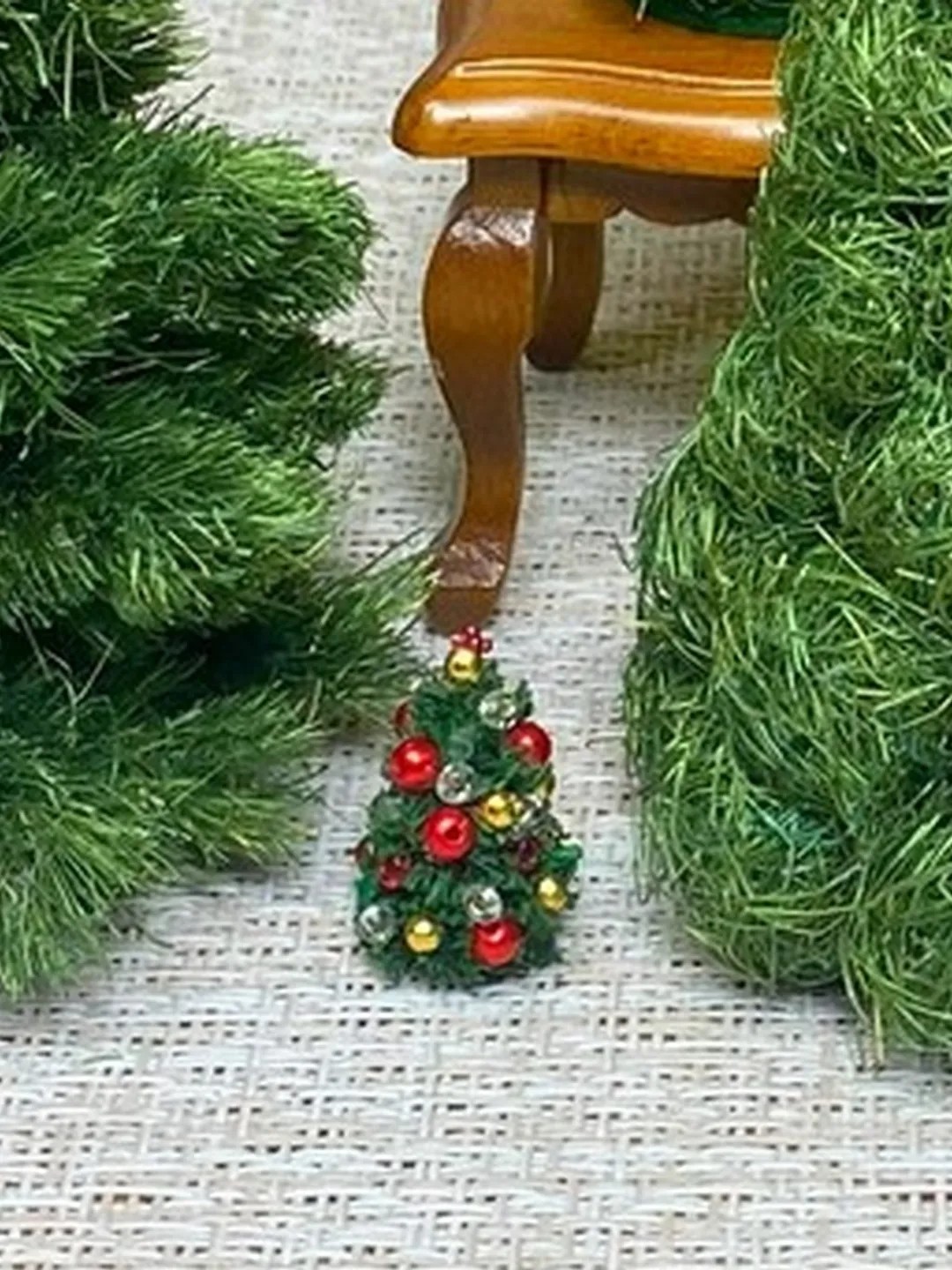 Mini Christmas tree. Dollhouse miniature. Christmas. 1:12. Handmade.