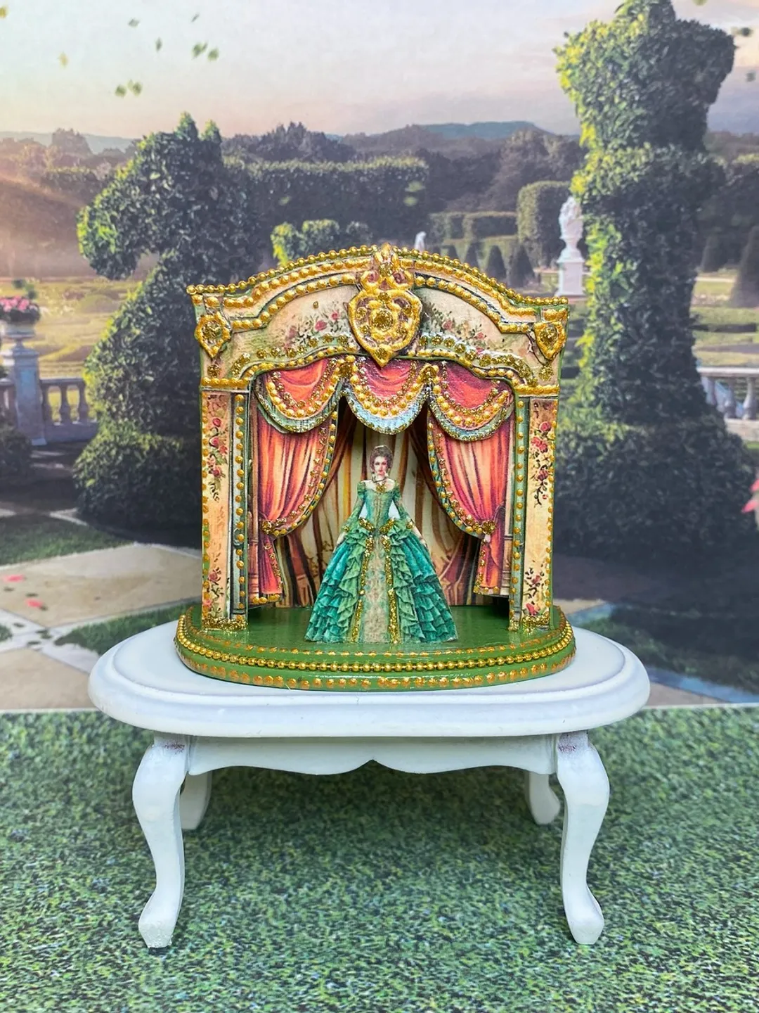 Puppet theater. Vintage puppet theater. Theater for a dollhouse. 1:12 ...