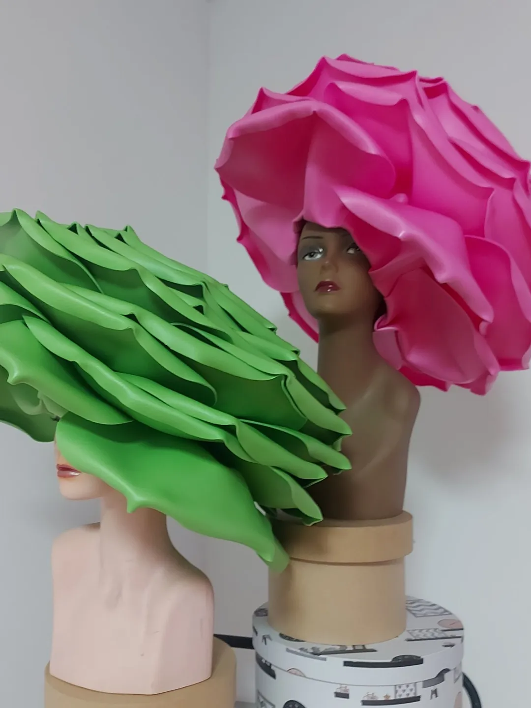 Video tutorial, DIY Giant Rose hat, Headpiece Tutorial, fantastic ...