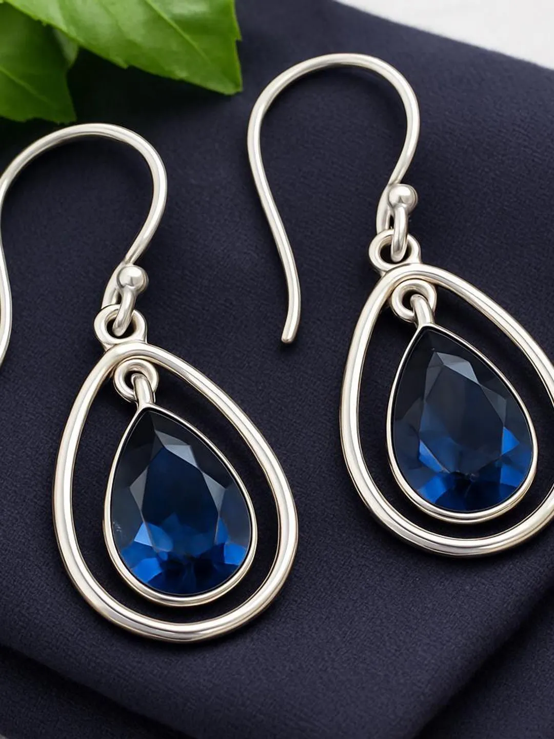 Floral cut Teardrop Earrings