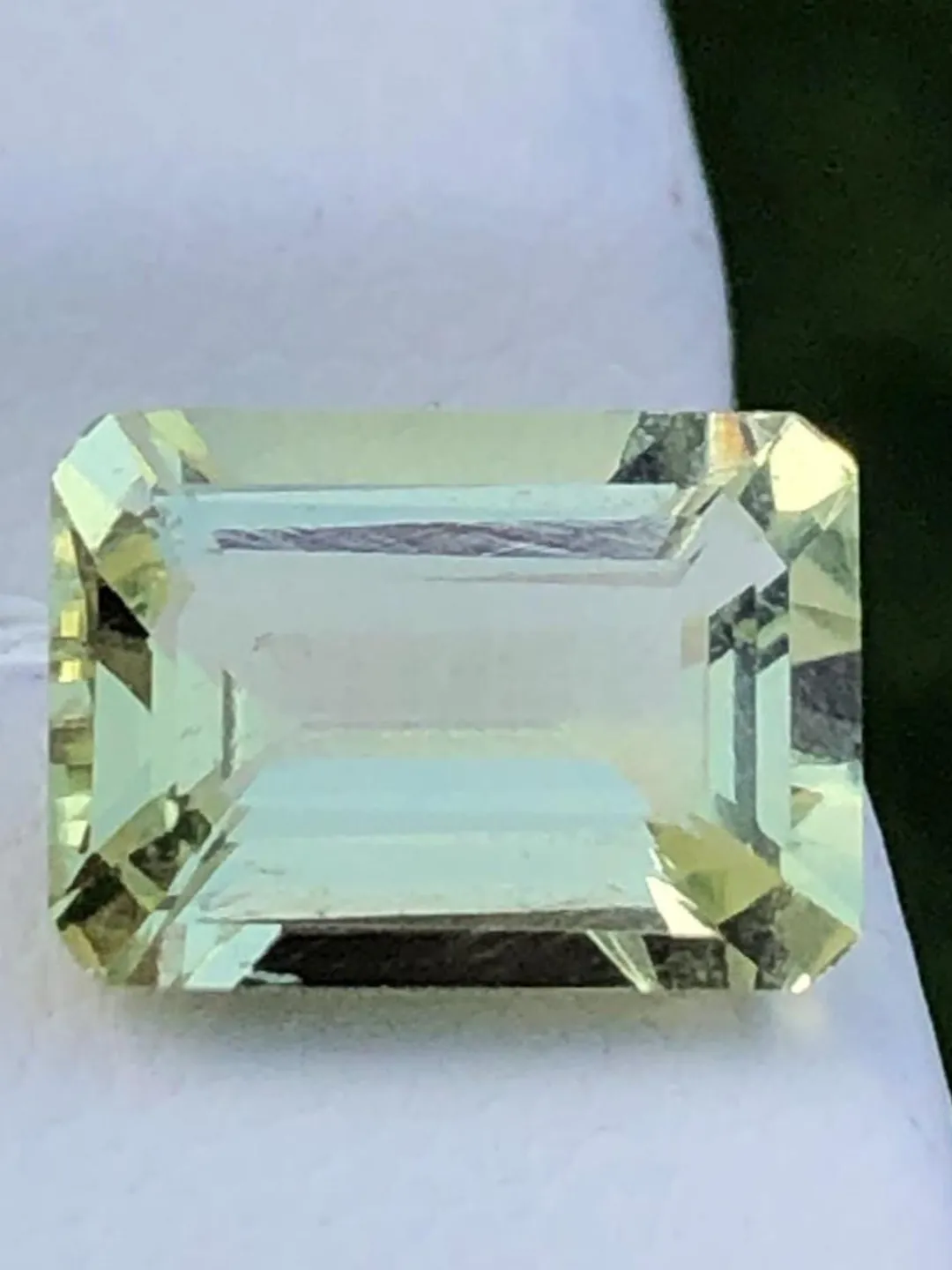 Yellow Beryl heliodor Gemstone: Emerald Cut, Jewelry Making (1.55Carat)