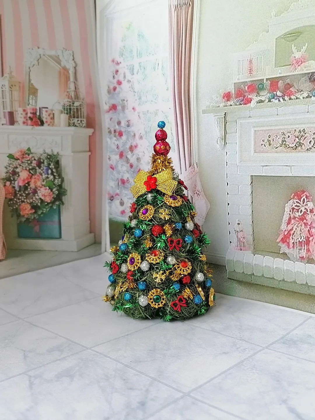 Christmas tree for the holiday. Handmade. 1:12. Christmas. Dollhouse ...