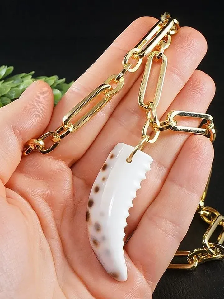 Cream White Beige Ivory Shell Tooth Fang Tusk Large Gold Chain Necklace ...