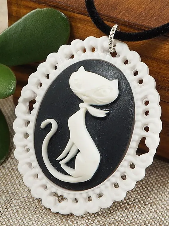 Black and White Cat Cameo Necklace Kitten Oval Pendant Wedding Necklace ...