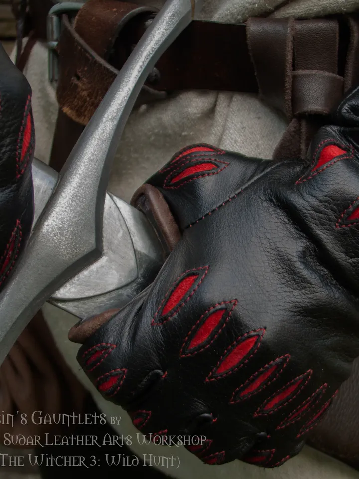 Leather gloves with bracers/ Assassin's Gauntlets inspired Witcher 3 ...