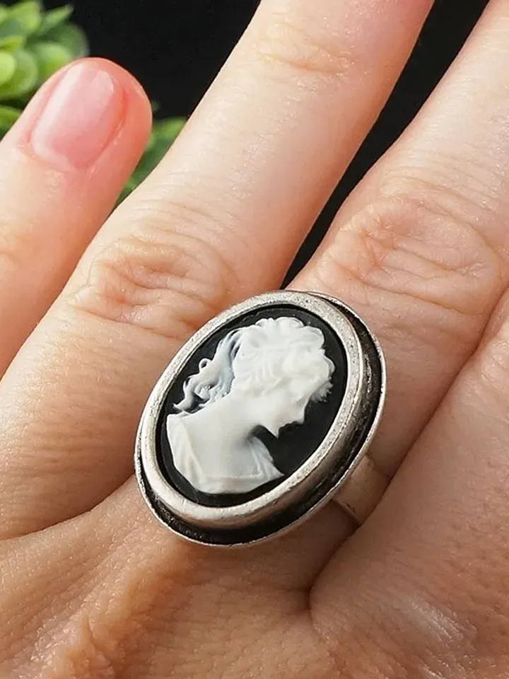 Black and White Lady Girl Cameo Oval Silver Adjustable Ring Woman ...
