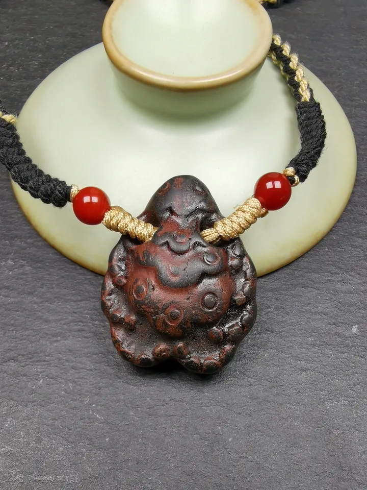 Gandhanra Old Tibetan Tsa Tsa Amulet, Scorpion Guru of Padmasambhava ...