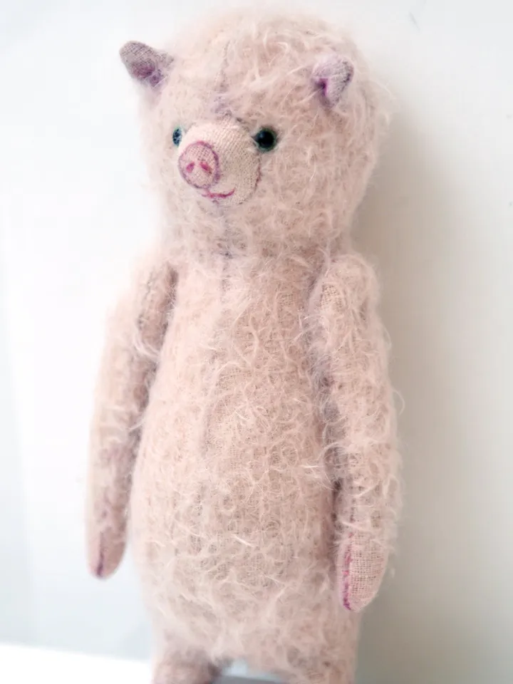 PDF E-pattern for 17cm 7" The Pink Piggy Pig Guy/ artist piggy-wiggy ...