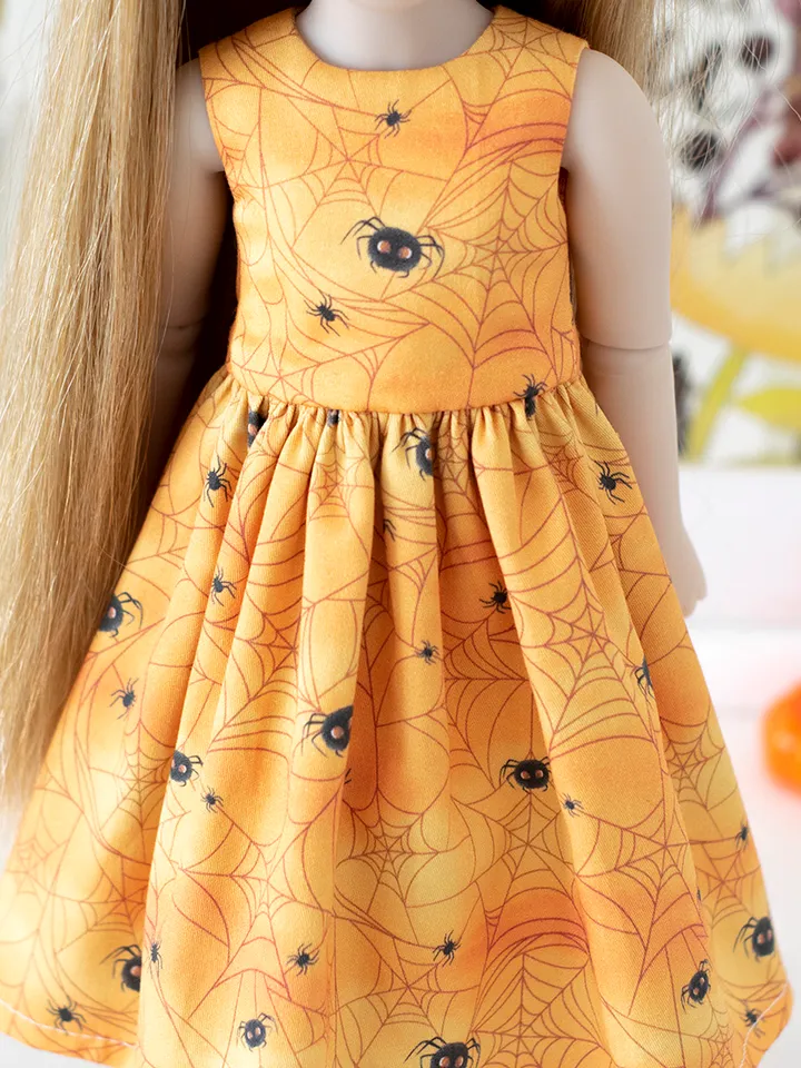 Halloween outfit skulls dress for Paola Reina doll, Siblies Ruby Red FF, Corolle, Little Darling ...