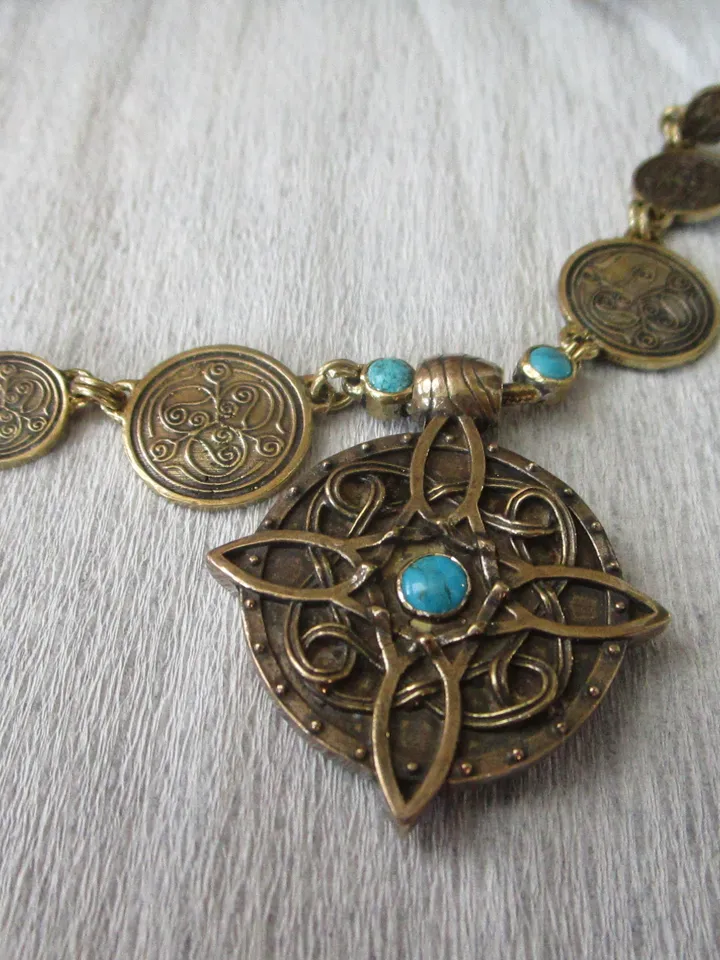 Amulet of Mara / Twosided skyrim pendant / The Elder Scrolls Necklace ...