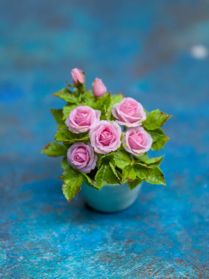 MINIATURE Roses in a Ceramic pot | Dollhouse miniatures $52.00 | Buy ...