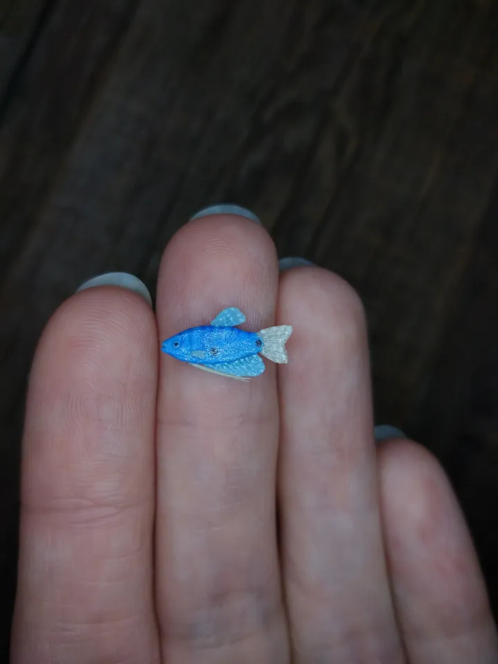 Miniature clay Gourami fish 5 pcs, tiny fish for diorama, dollhouse or ...