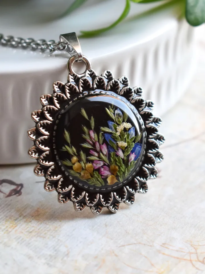 Pressed heather Necklace. Real flower necklace. Botanical flower ...