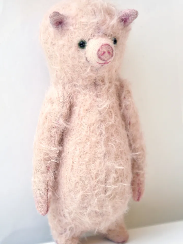 PDF E-pattern for 17cm 7" The Pink Piggy Pig Guy/ artist piggy-wiggy ...