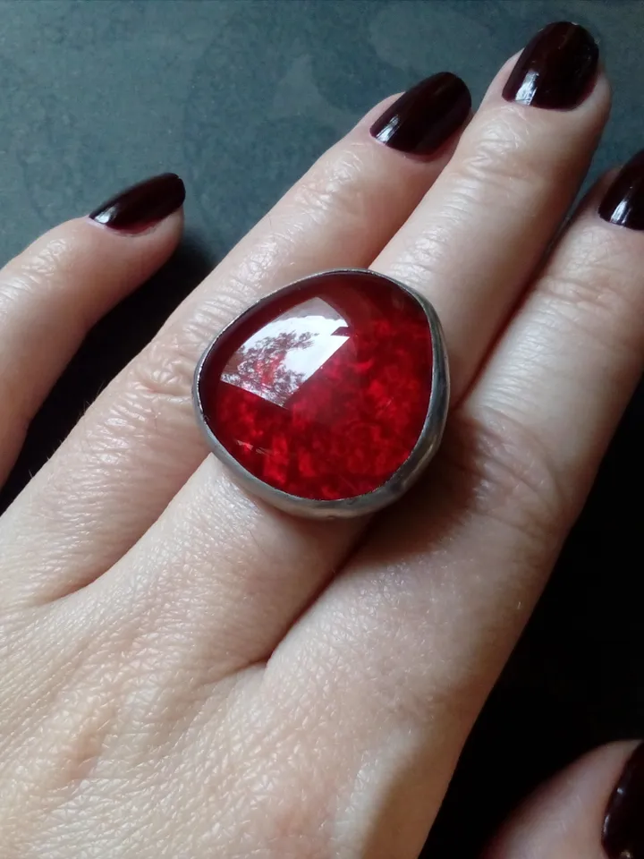 BIG red Glass ring, Scarlet witch ring, Witchy aesthetic, Blood ring ...