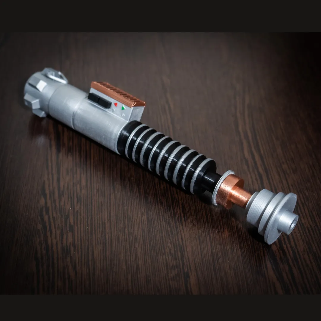 Luke Skywalker lightsaber hilt | Star Wars cosplay custom lightsaber ...