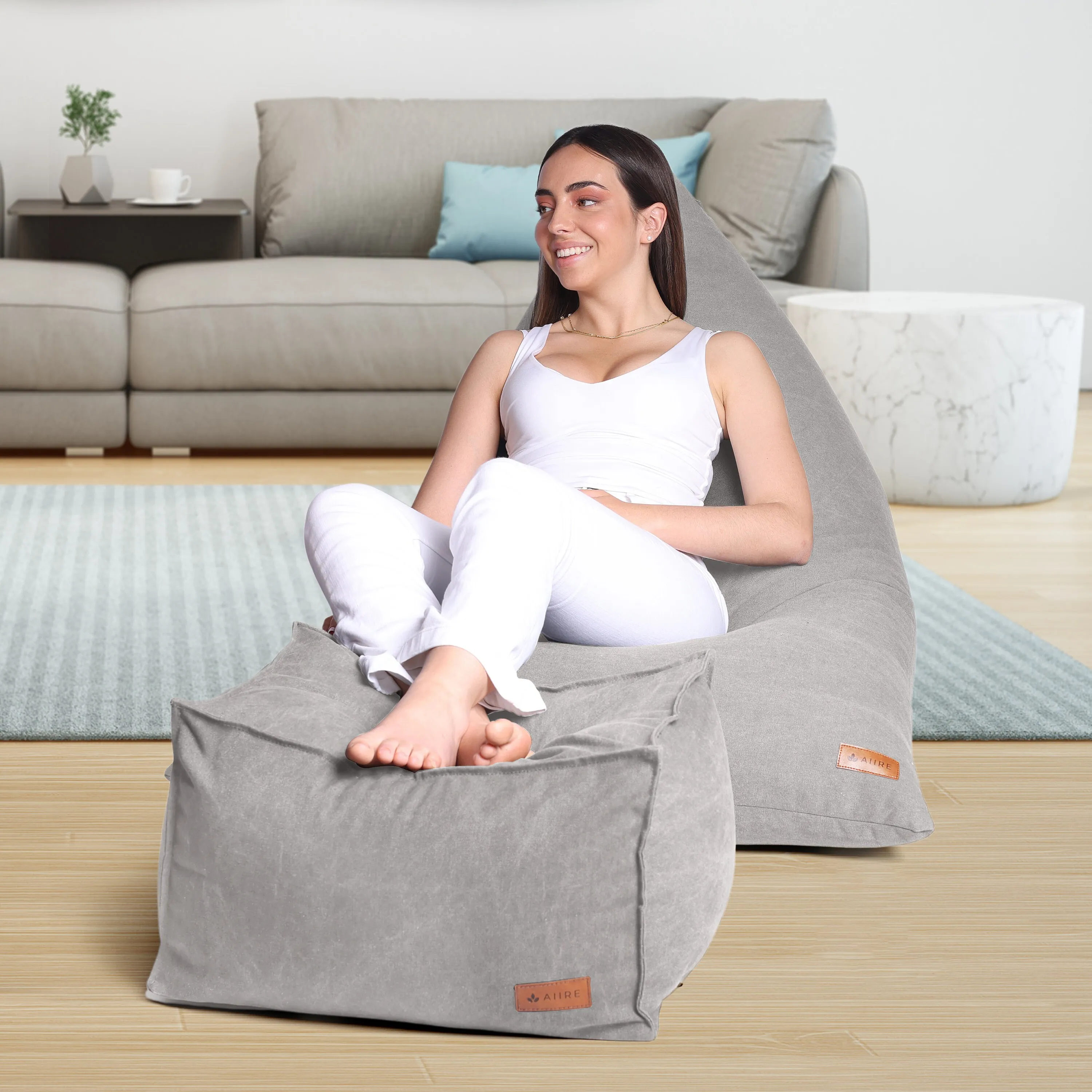 Puff with filling included and footrest - Giant Bean Bag of exclusive ...