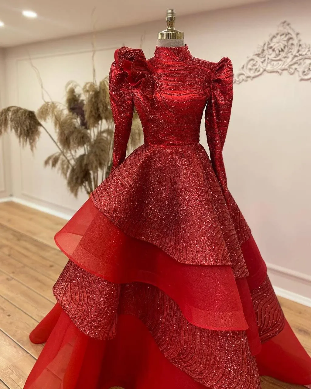 AHUNARE HIJAB - Feriha Red Shoulder Detail Glowing Wedding Dress ...