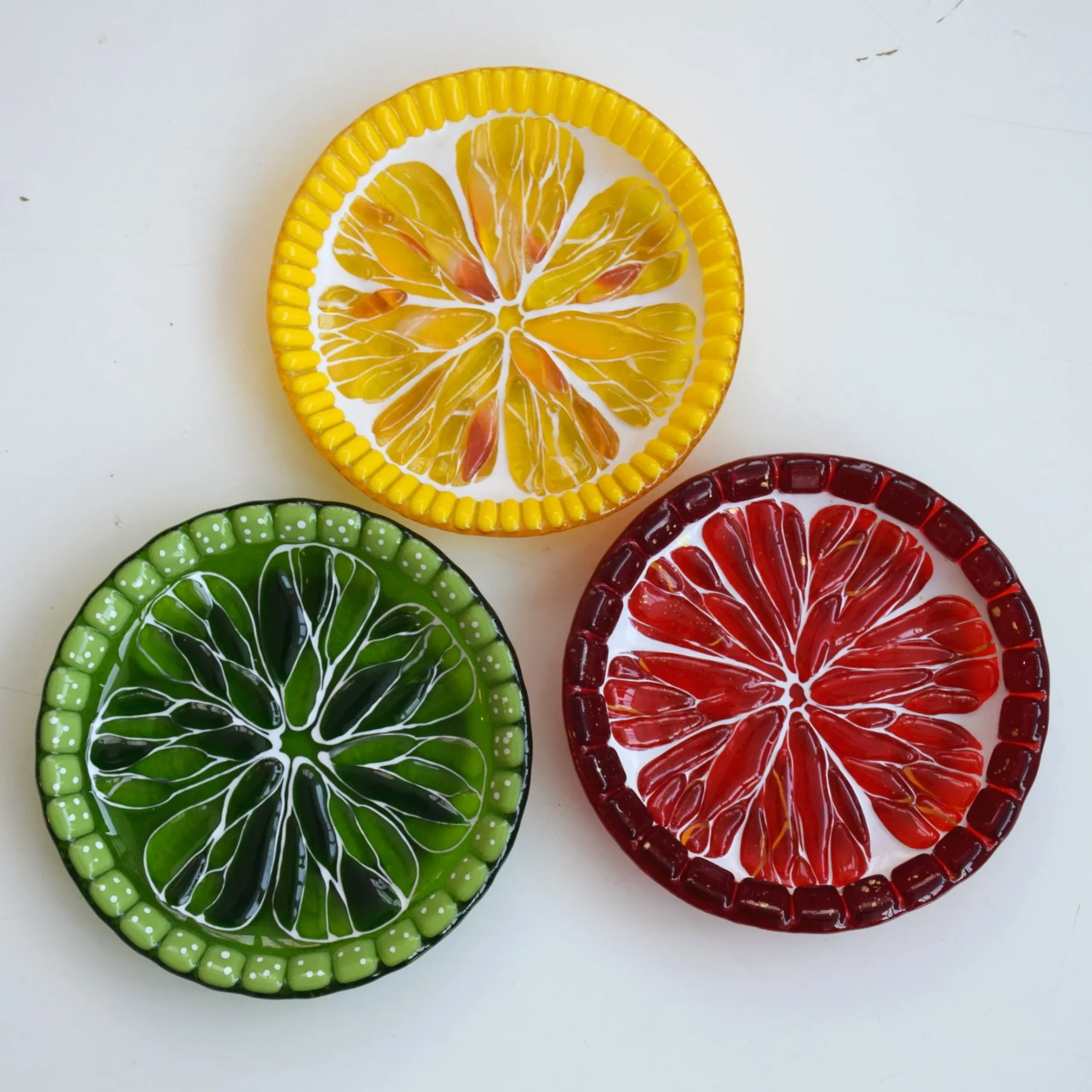 Small decorative fused glass dishes for lemon, fruit - Dessert serving ...
