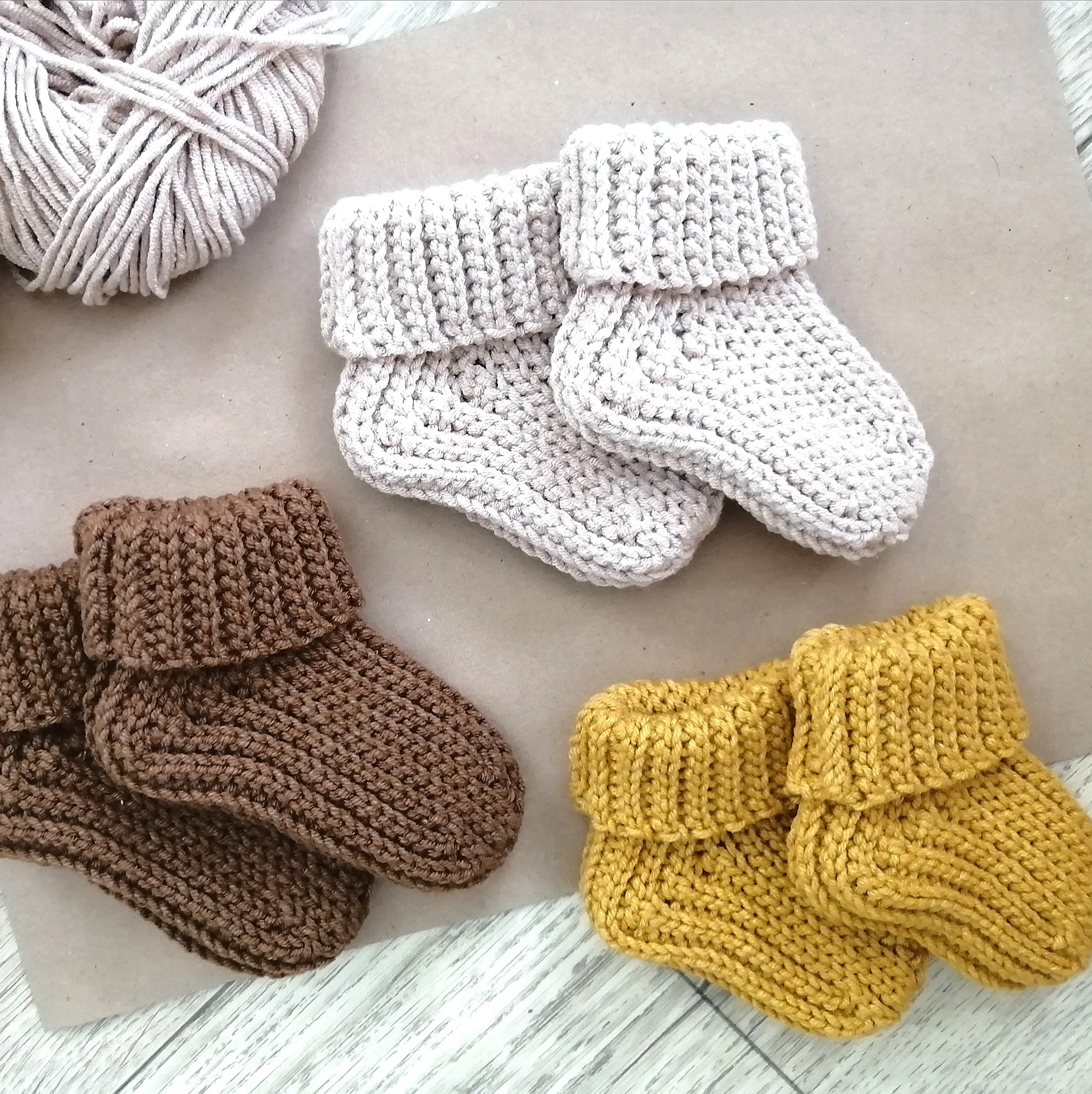 3 Pairs Newborn and Preemie Socks Handmade socks Hand knit gift Unisex ...