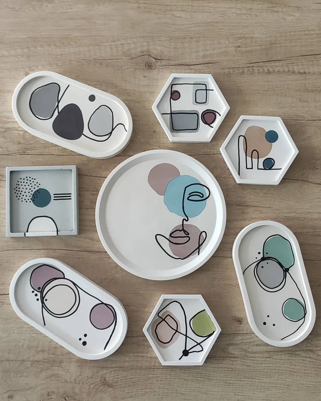 Decorative trays with abstract painting / trinkets €6.00 | Buy online with delivery