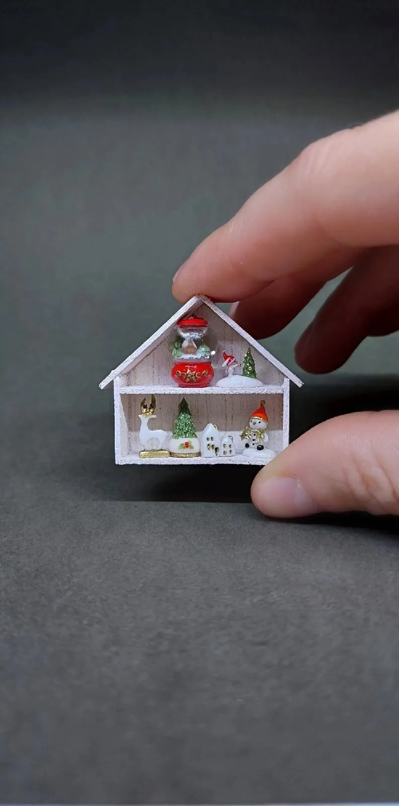 TO ORDER!Miniature Christmas House Shelf with Figurines and Snow ...